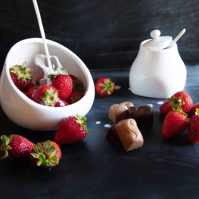 Chocolate Covered Strawberries | Chocolaterie Stam